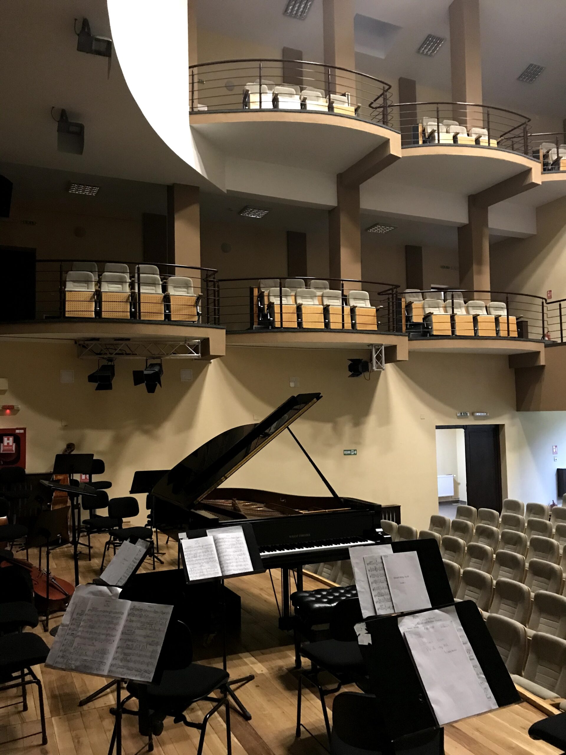 Website Oficial - FILARMONICA PITEȘTI